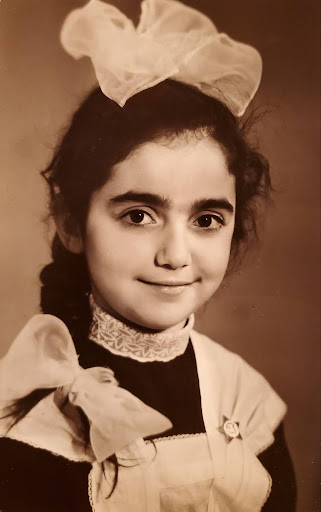 She fled the Soviet Union as a teen. Now she’s telling the stories of ...